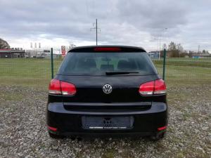 Blue Volkswagen Golf 2011 in Saldus, with an engine capacity of 2.00 L and mileage of 308 thousand km for 6500 €, photo 7 on AUTOMOTO.COM.LV