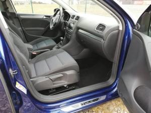 Blue Volkswagen Golf 2011 in Saldus, with an engine capacity of 1.40 L and mileage of 198 thousand km for 5900 €, photo 11 on AUTOMOTO.COM.LV