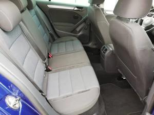 Blue Volkswagen Golf 2011 in Saldus, with an engine capacity of 1.40 L and mileage of 198 thousand km for 5900 €, photo 12 on AUTOMOTO.COM.LV
