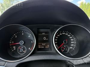 Zils Volkswagen Golf 2011 Rīga, ar dzinēja tilpumu 1.60 L un nobraukumu 288 tūkst. km par 2200 €, foto 8 vietnē AUTOMOTO.COM.LV