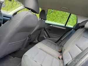 Zils Volkswagen Golf 2011 Rīga, ar dzinēja tilpumu 1.60 L un nobraukumu 288 tūkst. km par 2200 €, foto 10 vietnē AUTOMOTO.COM.LV