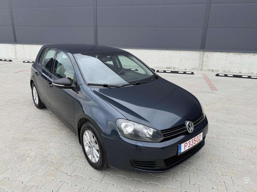 Blue Volkswagen Golf 2011 in Siauliai, with an engine capacity of 1.20 L and mileage of 236 thousand km for 2990 €, photo 3 on AUTOMOTO.COM.LV