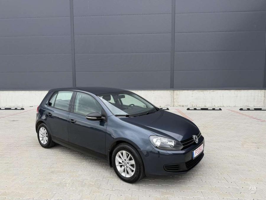 Blue Volkswagen Golf 2011 in Siauliai, with an engine capacity of 1.20 L and mileage of 236 thousand km for 2990 €, photo 5 on AUTOMOTO.COM.LV