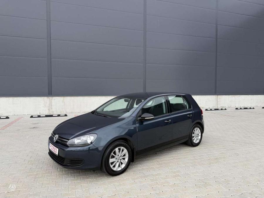 Blue Volkswagen Golf 2011 in Siauliai, with an engine capacity of 1.20 L and mileage of 236 thousand km for 2990 €, photo 6 on AUTOMOTO.COM.LV