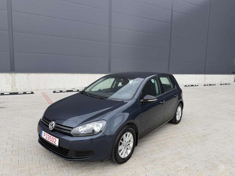 Blue Volkswagen Golf 2011 in Siauliai, with an engine capacity of 1.20 L and mileage of 236 thousand km for 2990 €, photo 8 on AUTOMOTO.COM.LV