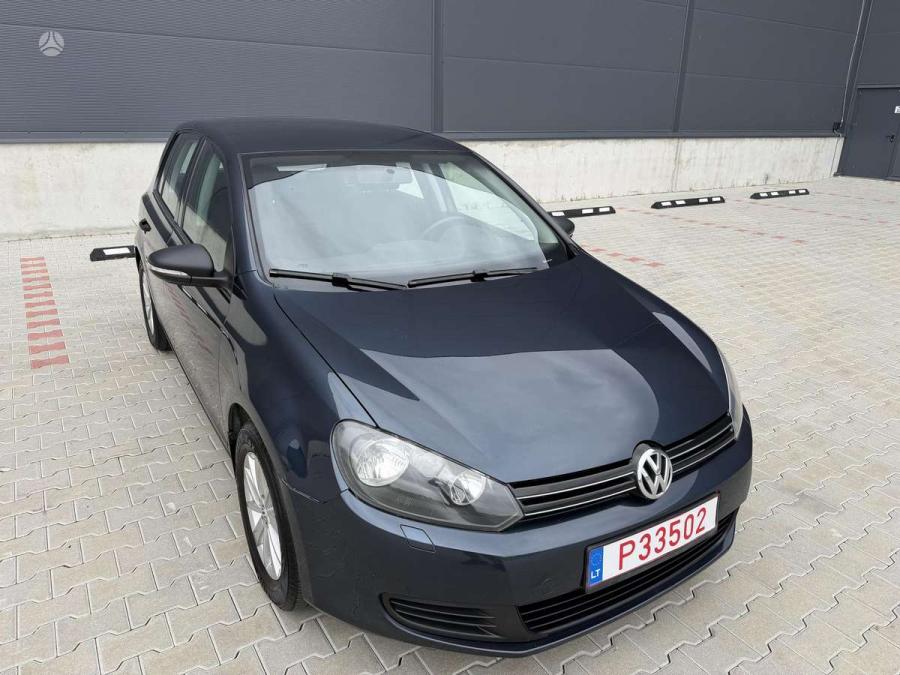 Blue Volkswagen Golf 2011 in Siauliai, with an engine capacity of 1.20 L and mileage of 236 thousand km for 2990 €, photo 9 on AUTOMOTO.COM.LV