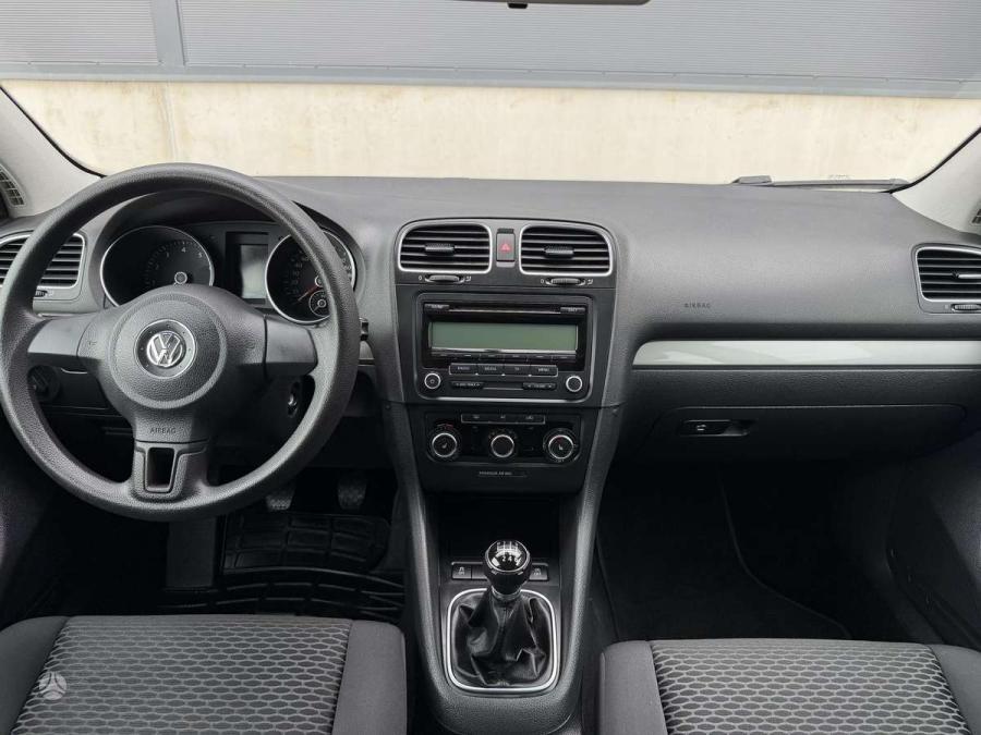 Blue Volkswagen Golf 2011 in Siauliai, with an engine capacity of 1.20 L and mileage of 236 thousand km for 2990 €, photo 23 on AUTOMOTO.COM.LV