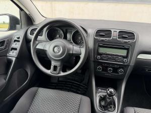 Blue Volkswagen Golf 2011 in Siauliai, with an engine capacity of 1.20 L and mileage of 236 thousand km for 2990 €, photo 26 on AUTOMOTO.COM.LV