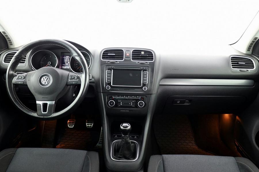 Zils Volkswagen Golf 2011 Tallina, ar dzinēja tilpumu 1.60 L un nobraukumu 246 tūkst. km par 2799 €, foto 15 vietnē AUTOMOTO.COM.LV