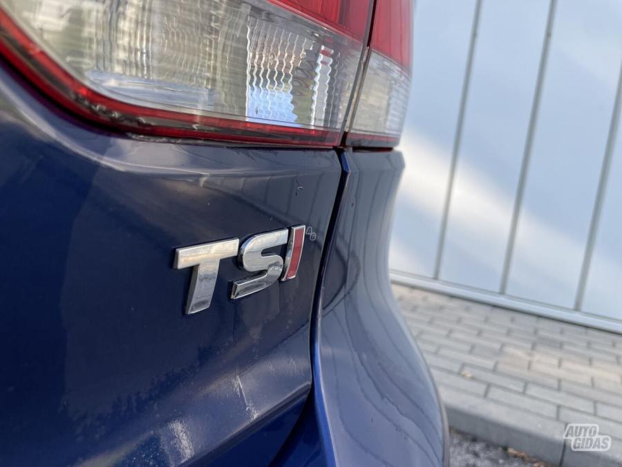 Blue Volkswagen Golf 2011 in Alytus, with an engine capacity of 1.40 L and mileage of 269 thousand km for 1450 €, photo 11 on AUTOMOTO.COM.LV