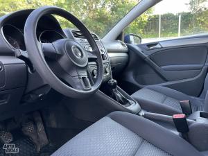 Blue Volkswagen Golf 2011 in Alytus, with an engine capacity of 1.40 L and mileage of 269 thousand km for 1450 €, photo 12 on AUTOMOTO.COM.LV