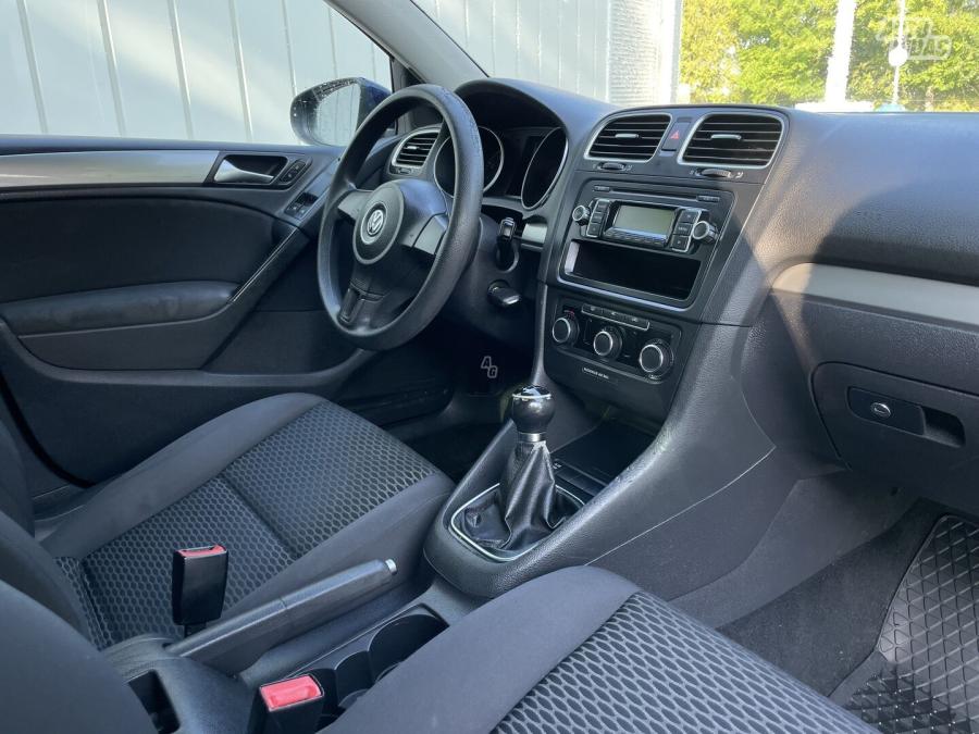 Blue Volkswagen Golf 2011 in Alytus, with an engine capacity of 1.40 L and mileage of 269 thousand km for 1450 €, photo 21 on AUTOMOTO.COM.LV