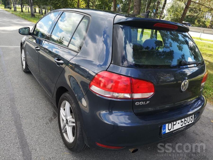 Blue Volkswagen Golf 2011 in Riga, with an engine capacity of 1.20 L and mileage of 0 thousand km for 3490 €, photo 7 on AUTOMOTO.COM.LV