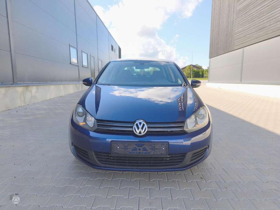 Zils Volkswagen Golf 2011 Šauļi, ar dzinēja tilpumu 1.40 L un nobraukumu 250 tūkst. km par 4300 €, foto 8 vietnē AUTOMOTO.COM.LV