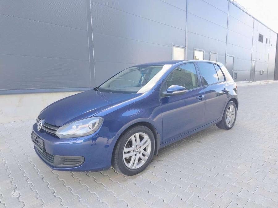 Zils Volkswagen Golf 2011 Šauļi, ar dzinēja tilpumu 1.40 L un nobraukumu 250 tūkst. km par 4300 €, foto 9 vietnē AUTOMOTO.COM.LV