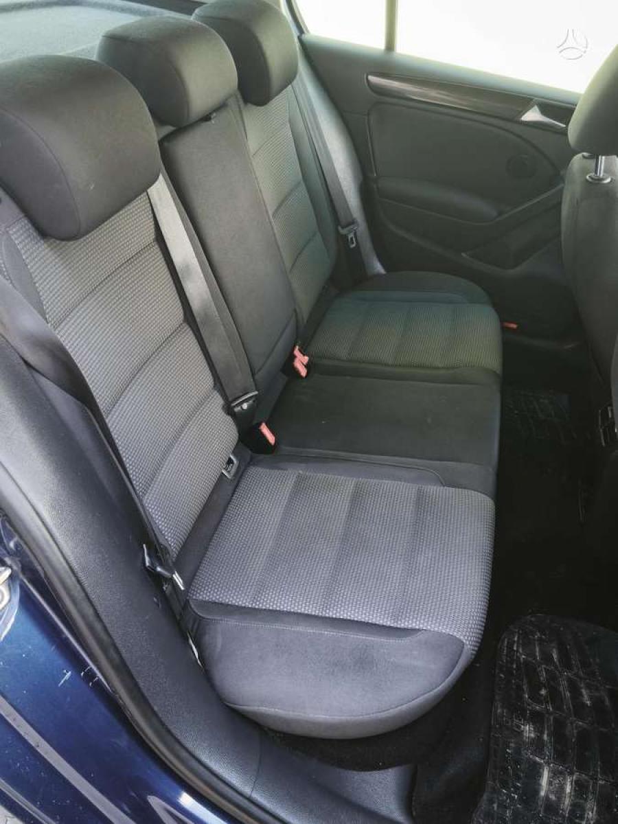 Zils Volkswagen Golf 2011 Šauļi, ar dzinēja tilpumu 1.40 L un nobraukumu 250 tūkst. km par 4300 €, foto 14 vietnē AUTOMOTO.COM.LV
