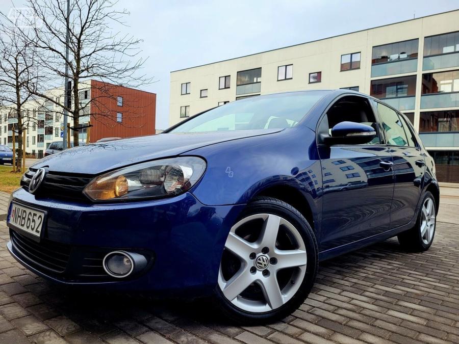 Blue Volkswagen Golf 2012 in Vilnius, with an engine capacity of 1.60 L and mileage of 330 thousand km for 2950 €, photo 2 on AUTOMOTO.COM.LV