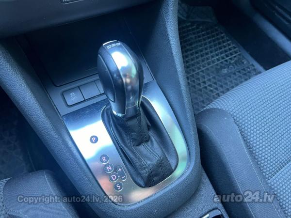 Zils Volkswagen Golf 2012 Pērnava, ar dzinēja tilpumu 1.60 L un nobraukumu 254 tūkst. km par 5999 €, foto 6 vietnē AUTOMOTO.COM.LV