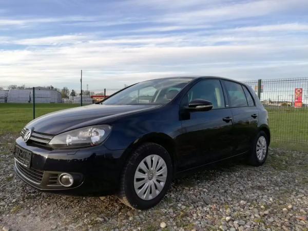 Zils Volkswagen Golf 2012 Saldus, ar dzinēja tilpumu 1.40 L un nobraukumu 174 tūkst. km par 5500 €, foto 1 vietnē AUTOMOTO.COM.LV