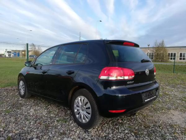 Zils Volkswagen Golf 2012 Saldus, ar dzinēja tilpumu 1.40 L un nobraukumu 174 tūkst. km par 5500 €, foto 2 vietnē AUTOMOTO.COM.LV
