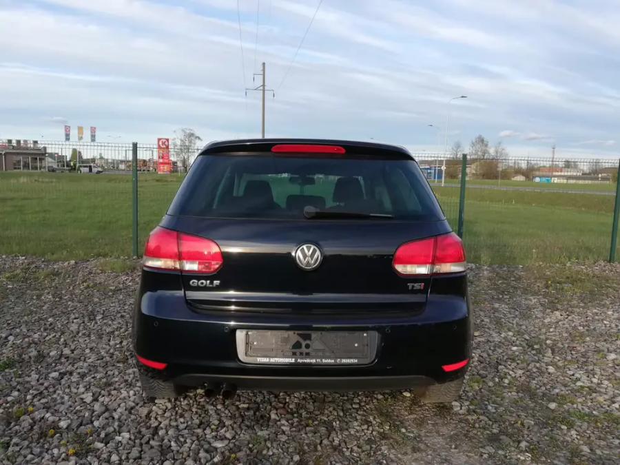 Blue Volkswagen Golf 2012 in Saldus, with an engine capacity of 1.40 L and mileage of 174 thousand km for 5500 €, photo 7 on AUTOMOTO.COM.LV