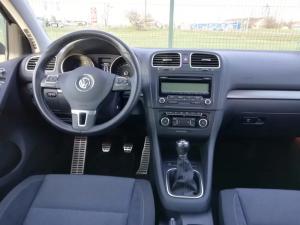 Blue Volkswagen Golf 2012 in Saldus, with an engine capacity of 1.40 L and mileage of 174 thousand km for 5500 €, photo 9 on AUTOMOTO.COM.LV