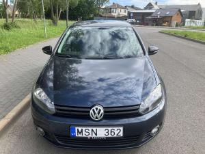 Blue Volkswagen Golf 2012 in Kaunas, with an engine capacity of 1.60 L and mileage of 310 thousand km for 3750 €, photo 17 on AUTOMOTO.COM.LV