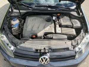 Blue Volkswagen Golf 2012 in Kaunas, with an engine capacity of 1.60 L and mileage of 310 thousand km for 3750 €, photo 19 on AUTOMOTO.COM.LV