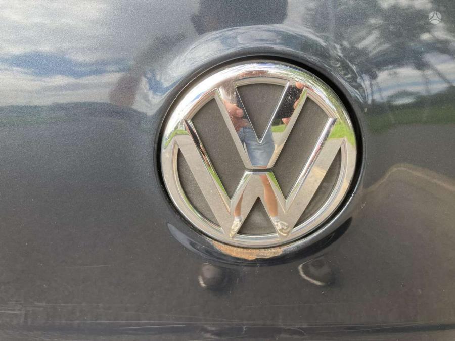 Blue Volkswagen Golf 2012 in Kaunas, with an engine capacity of 1.60 L and mileage of 310 thousand km for 3750 €, photo 22 on AUTOMOTO.COM.LV