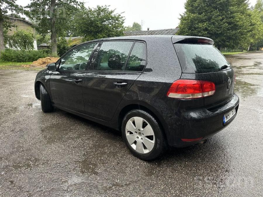 Zils Volkswagen Golf 2012 Dobele, ar dzinēja tilpumu 1.60 L un nobraukumu 291 tūkst. km par 4800 €, foto 5 vietnē AUTOMOTO.COM.LV