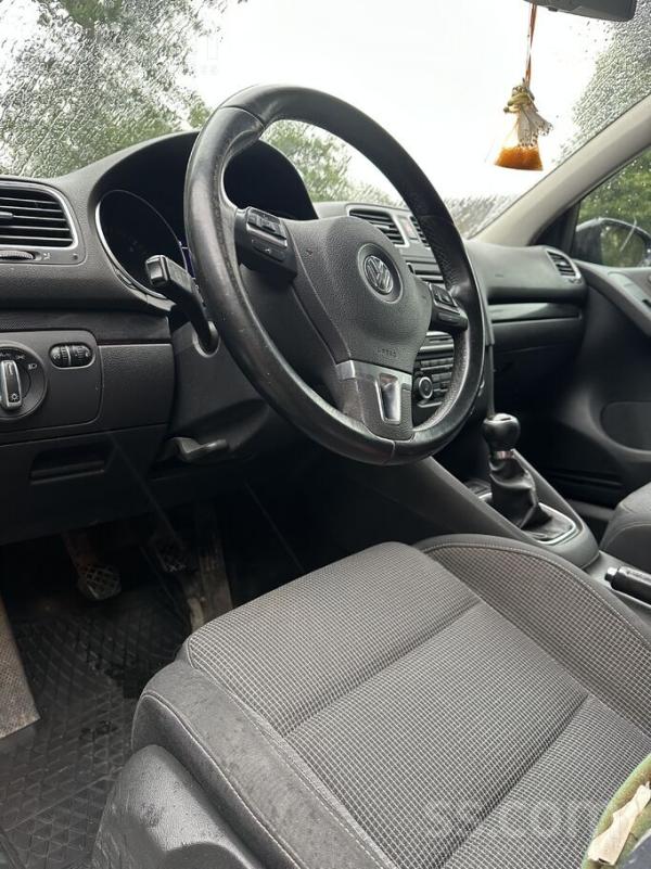 Zils Volkswagen Golf 2012 Dobele, ar dzinēja tilpumu 1.60 L un nobraukumu 291 tūkst. km par 4800 €, foto 10 vietnē AUTOMOTO.COM.LV