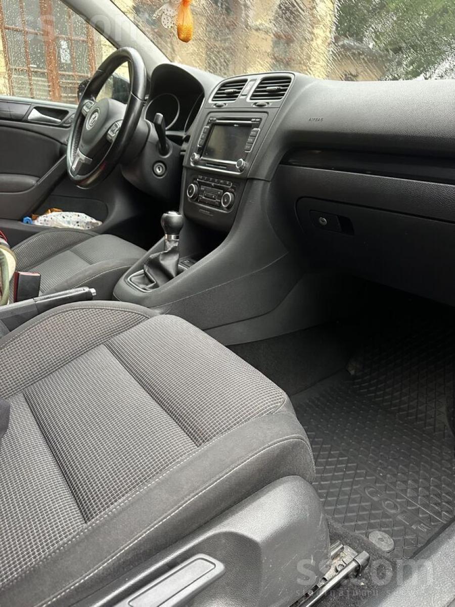 Zils Volkswagen Golf 2012 Dobele, ar dzinēja tilpumu 1.60 L un nobraukumu 291 tūkst. km par 4800 €, foto 12 vietnē AUTOMOTO.COM.LV