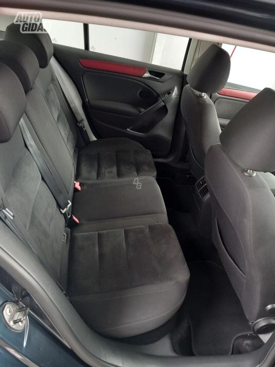 Blue Volkswagen Golf 2012 in Klaipeda, with an engine capacity of 2.00 L and mileage of 310 thousand km for 3300 €, photo 11 on AUTOMOTO.COM.LV
