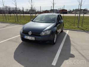 Zils Volkswagen Golf 2012 Valmiera, ar dzinēja tilpumu 1.20 L un nobraukumu 272 tūkst. km par 1900 €, foto 3 vietnē AUTOMOTO.COM.LV
