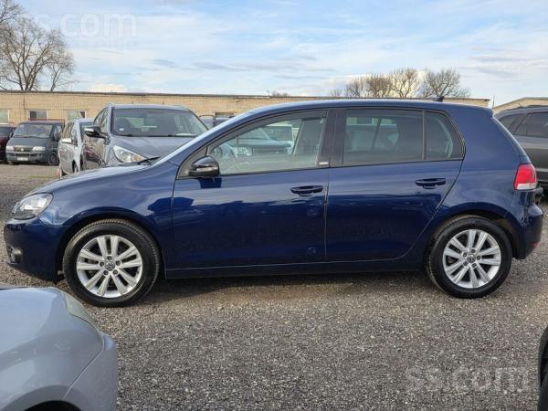 Volkswagen Golf 2012 in Daugavpils on AUTOMOTO.COM.LV Blue Volkswagen Golf 2012 in Daugavpils, with an engine capacity of 1.60 L and mileage of 0 thousand km for 7500 €, photo 5 on AUTOMOTO.COM.LV