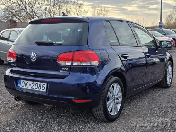 Volkswagen Golf 2012 in Daugavpils on AUTOMOTO.COM.LV Blue Volkswagen Golf 2012 in Daugavpils, with an engine capacity of 1.60 L and mileage of 0 thousand km for 7500 €, photo 8 on AUTOMOTO.COM.LV