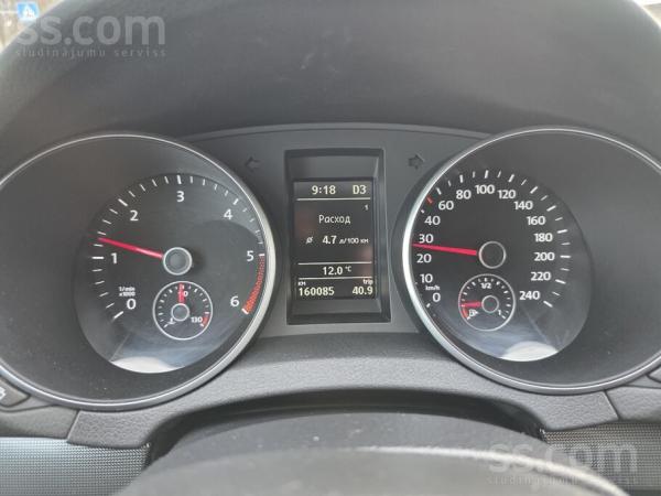 Volkswagen Golf 2012 in Daugavpils on AUTOMOTO.COM.LV Blue Volkswagen Golf 2012 in Daugavpils, with an engine capacity of 1.60 L and mileage of 0 thousand km for 7500 €, photo 10 on AUTOMOTO.COM.LV