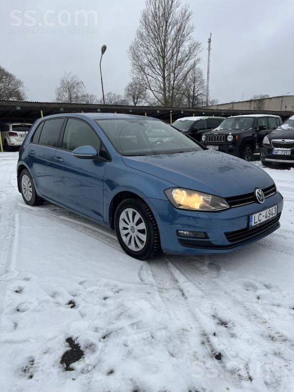 Blue Volkswagen Golf 2013 in Jelgava, with an engine capacity of 1.60 L and mileage of 320 thousand km for 4800 €, photo 3 on AUTOMOTO.COM.LV