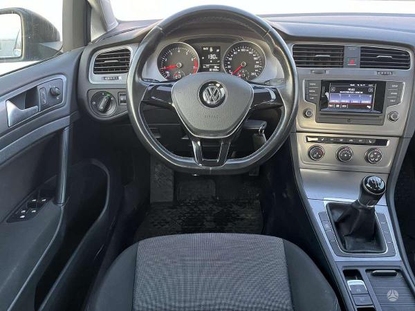 Zils Volkswagen Golf 2013 Tauragė, ar dzinēja tilpumu 1.20 L un nobraukumu 300 tūkst. km par 3600 €, foto 9 vietnē AUTOMOTO.COM.LV