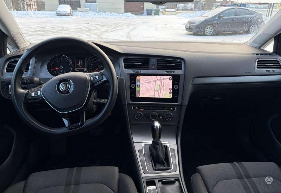Zils Volkswagen Golf 2013 Viļņa, ar dzinēja tilpumu 1.40 L un nobraukumu 127 tūkst. km par 7000 €, foto 11 vietnē AUTOMOTO.COM.LV