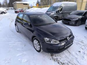 Blue Volkswagen Golf 2013 in Siauliai, with an engine capacity of 1.60 L and mileage of 221 thousand km for 5950 €, photo 3 on AUTOMOTO.COM.LV