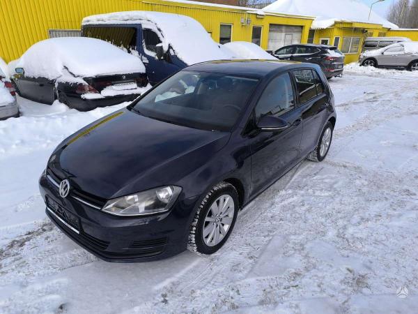 Blue Volkswagen Golf 2013 in Siauliai, with an engine capacity of 1.60 L and mileage of 221 thousand km for 5950 €, photo 4 on AUTOMOTO.COM.LV