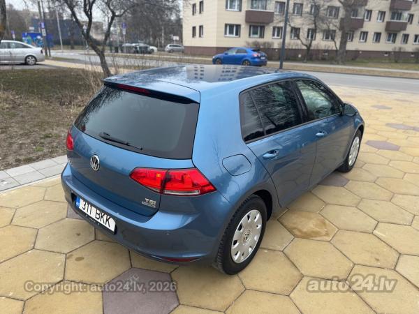 Blue Volkswagen Golf 2013 in Tallinn, with an engine capacity of 1.20 L and mileage of 262 thousand km for 4500 €, photo 4 on AUTOMOTO.COM.LV