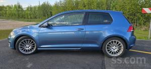 Zils Volkswagen Golf 2013 Rīga, ar dzinēja tilpumu 1.40 L un nobraukumu 268 tūkst. km par 4500 €, foto 7 vietnē AUTOMOTO.COM.LV