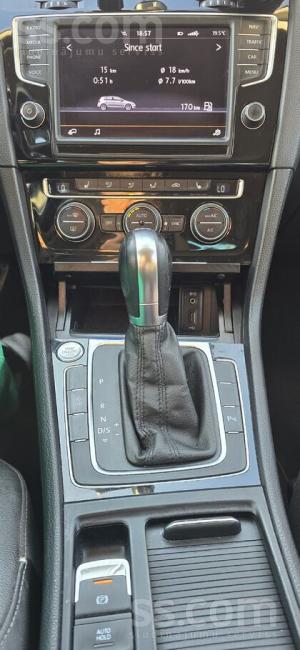 Zils Volkswagen Golf 2013 Rīga, ar dzinēja tilpumu 1.40 L un nobraukumu 268 tūkst. km par 4500 €, foto 10 vietnē AUTOMOTO.COM.LV