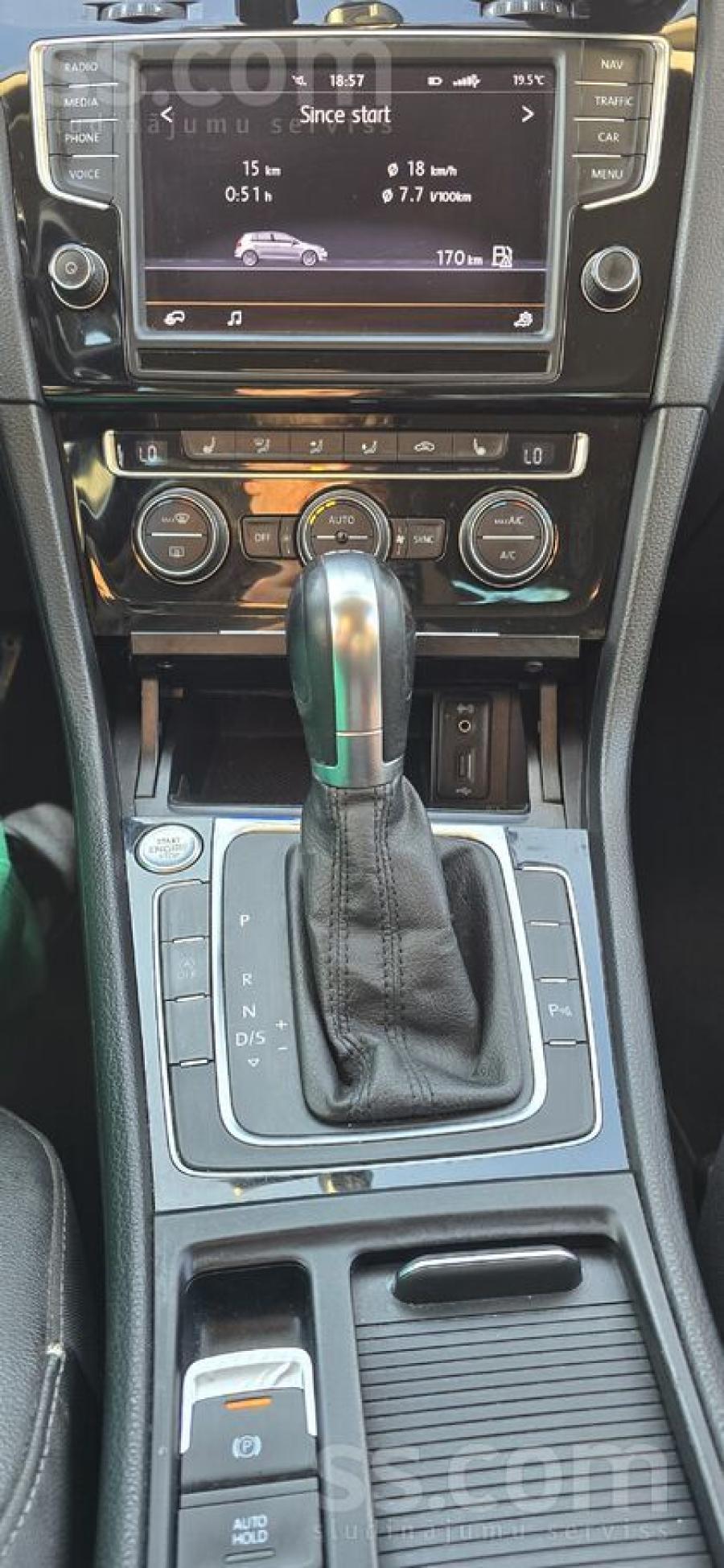 Zils Volkswagen Golf 2013 Rīga, ar dzinēja tilpumu 1.40 L un nobraukumu 268 tūkst. km par 4500 €, foto 10 vietnē AUTOMOTO.COM.LV