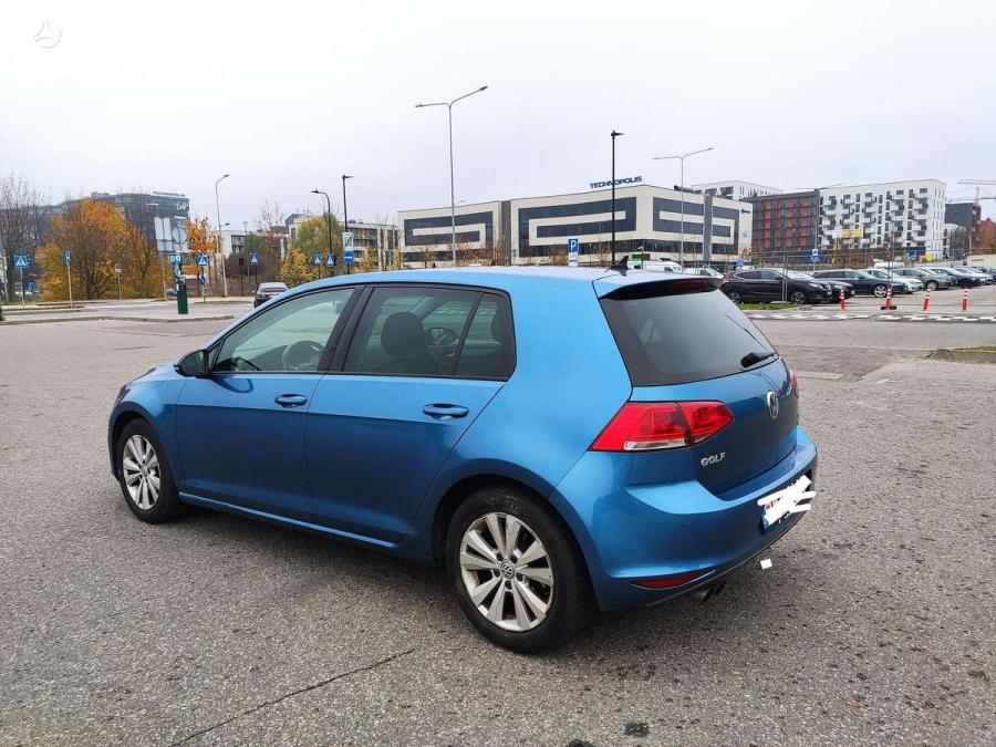 Zils Volkswagen Golf 2013 Viļņa, ar dzinēja tilpumu 1.40 L un nobraukumu 237 tūkst. km par 5300 €, foto 6 vietnē AUTOMOTO.COM.LV