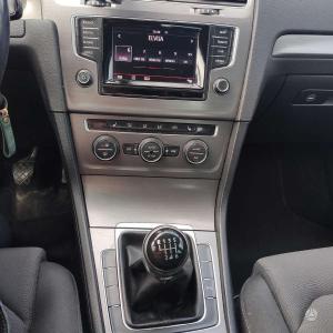 Zils Volkswagen Golf 2013 Viļņa, ar dzinēja tilpumu 1.40 L un nobraukumu 237 tūkst. km par 5300 €, foto 10 vietnē AUTOMOTO.COM.LV