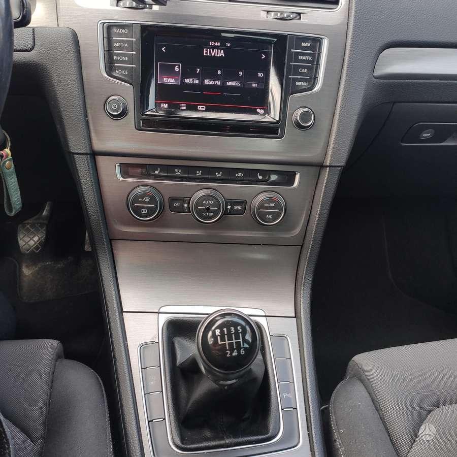 Zils Volkswagen Golf 2013 Viļņa, ar dzinēja tilpumu 1.40 L un nobraukumu 237 tūkst. km par 5300 €, foto 10 vietnē AUTOMOTO.COM.LV