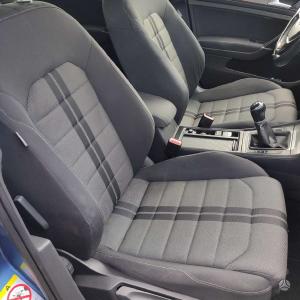 Zils Volkswagen Golf 2013 Viļņa, ar dzinēja tilpumu 1.40 L un nobraukumu 237 tūkst. km par 5300 €, foto 16 vietnē AUTOMOTO.COM.LV